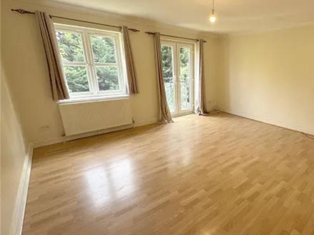 Belgrave Close, London, HA8 9NT, United Kingdom | 2 bed apartment for rent #167700252 | Rentberry