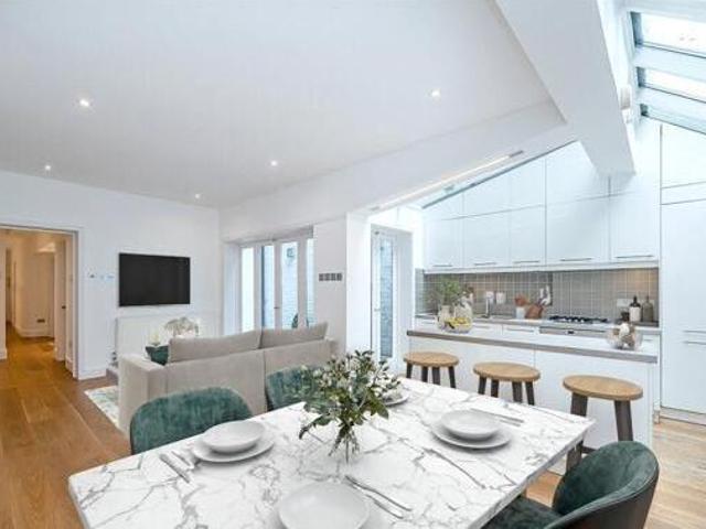 Belgrave Road, London, 2 Bedroom Flat