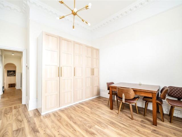 Belgrave Road, Pimlico & Westminster SW1V, 2 bed flat to rent, £3,003 pcm | PrimeLocation