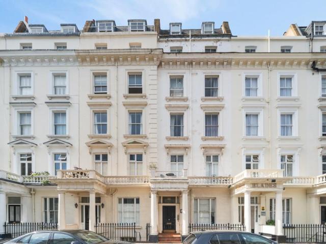 Belgrave Road, Pimlico, London SW1V, Studio to rent, £1,842 pcm | PrimeLocation