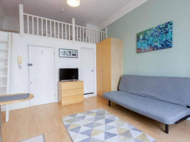 Belgrave Road, Pimlico, London SW1V, Studio to rent, £2,427 pcm | PrimeLocation
