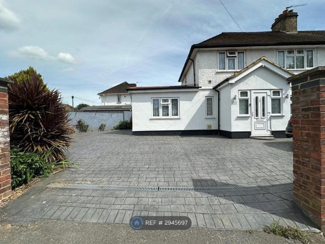 Belgrave Road, Slough SL1, 3 bed semi detached house to rent, £2,300 pcm | PrimeLocation