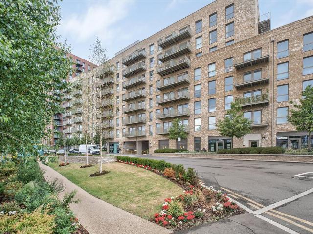 Belgrave Road, Wembley, London, HA0 2 bed apartment to rent £2,100 pcm £485 pw