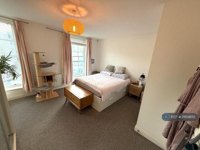 Belgrave Street, London, E1 1 bed terraced house to rent £1,995 pcm £460 pw