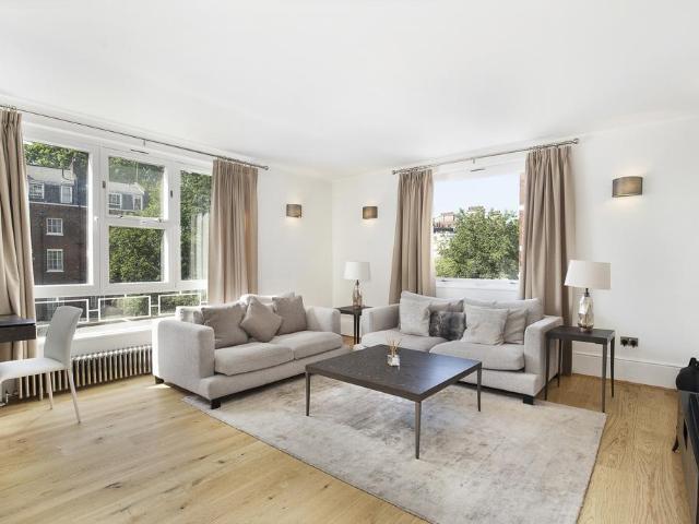 Belgravia Court, 33 Ebury Street. 2 bed apartment to rent £5,000 pcm £1,154 pw