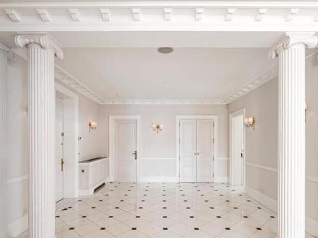 Belgravia, Montrose Place, London, 3 Bedroom Flat