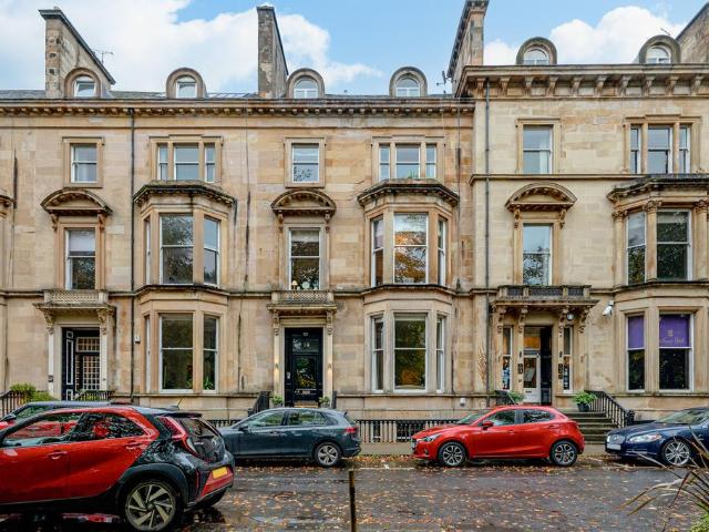 Belhaven Terrace, Dowanhill, Glasgow 3 bed apartment to rent £2,795 pcm £645 pw
