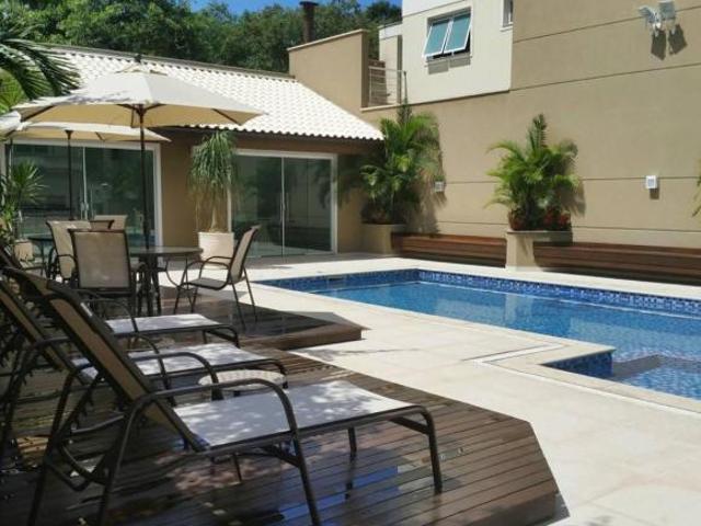 Belíssimo Condomínio Fechado de Alto Padrão, 4 Dorms, 4 vagas no Tremembé