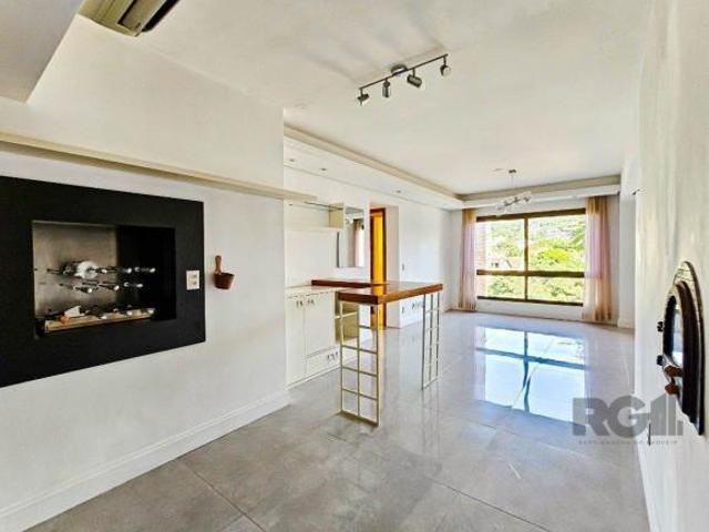 BELÍSSIMO APTO 4 SUÍTES DE 158M²