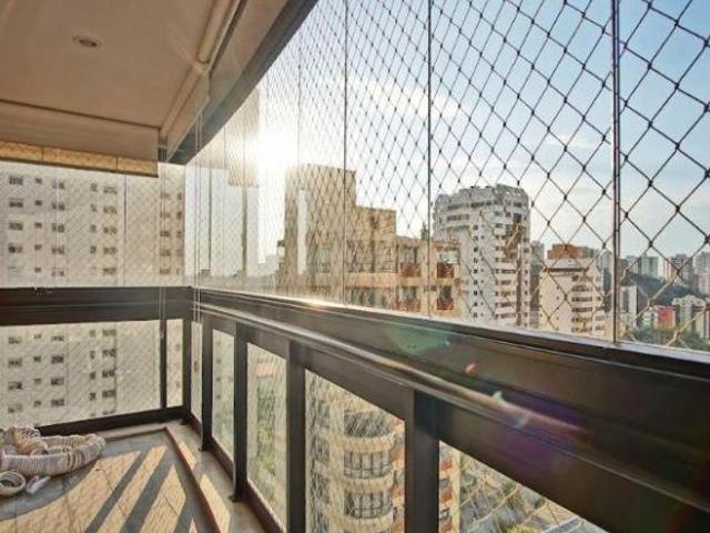 Belissimo apto alto padrão para venda c/184m2 e 03 suites Panamby Morumbi