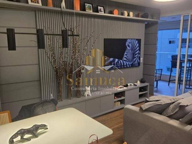 Belíssimo apto de Alto Padrão na Rua Bela Cintra 1 dormitório, 52mts/aú com garagem, sala com vara