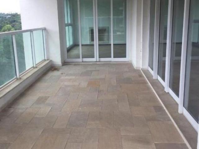 BELÍSSIMO APTO EM ALPHAVILLE CONDOMÍNIO PENTHOUSES TAMBORÉ