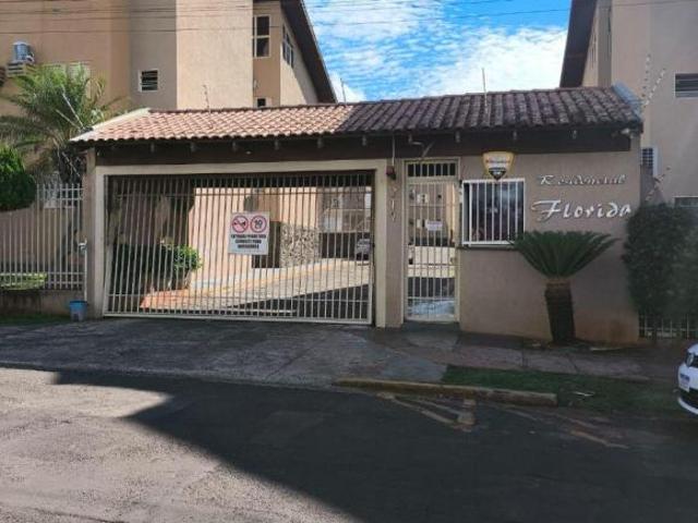 Belíssimo apartamento 01 suíte 02 quartos armários piscina churrasqueira