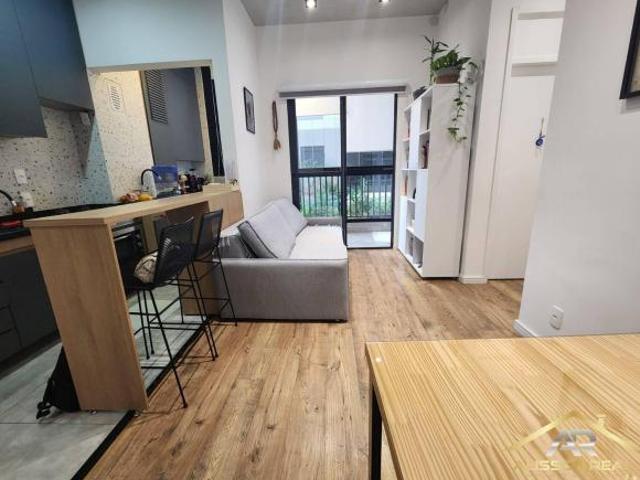 Belíssimo Apartamento, 2 Quartos, 1 Banheiro, 1 Vaga no Centro de Osasco