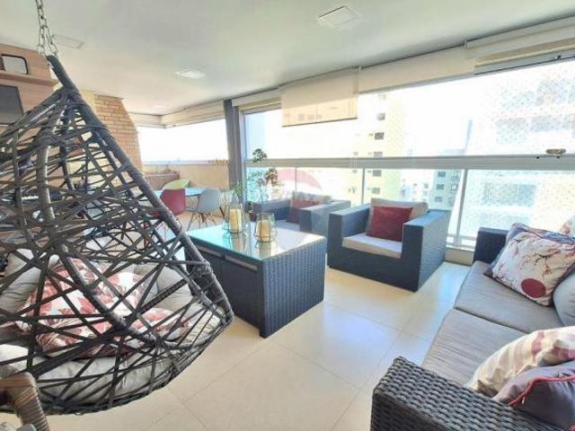 Belíssimo apartamento com varanda Gourmet na Região da Brunella