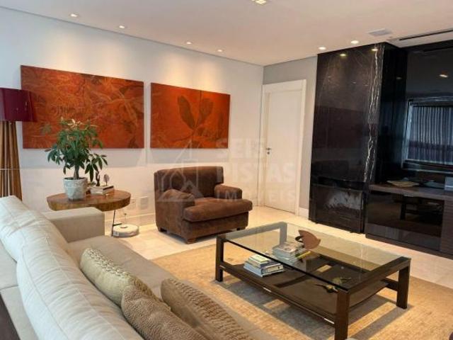 Belíssimo Apartamento com 280 m² Vista deslumbrante 360 graus Vila da Serra