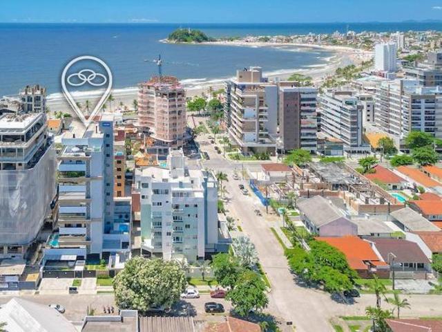 Belíssimo Apartamento com 3 suítes à venda por R$ 2.200.000 Centro Guaratuba/PR