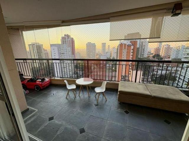 Belíssimo apartamento com 3 vagas a venda na Vila Mascote