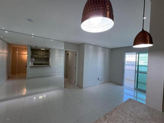 Belíssimo Apartamento a venda Condomínio com área lazer completa bairro Santa Mônica Uberlândia