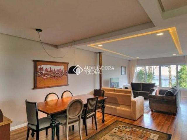Belíssimo apartamento à venda no Bavária Gramado