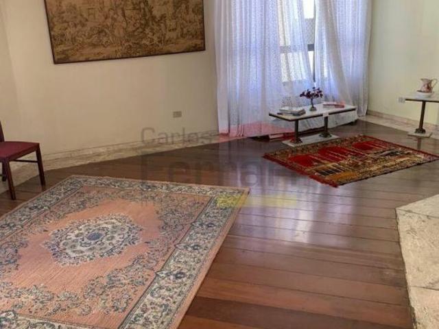 Belíssimo Apartamento de 300 m² a venda em Santana