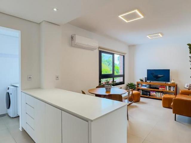 BELISSIMO APARTAMENTO MOBILIADO!