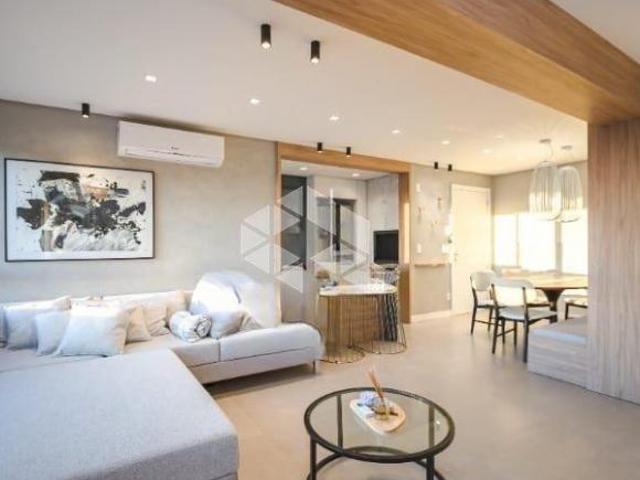 Belíssimo apartamento semi mobiliado, finamente decorado por arquiteto