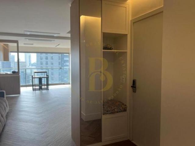 BELÍSSIMO APARTAMENTO PRONTO PARA MORAR A 5 MINUTOS METRÔ VILA MADALENA