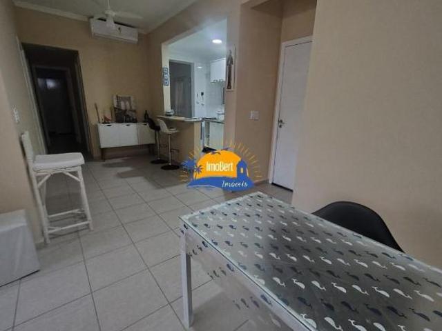 Belíssimo apartamento térreo com 3 dormitórios e vista pro mar!