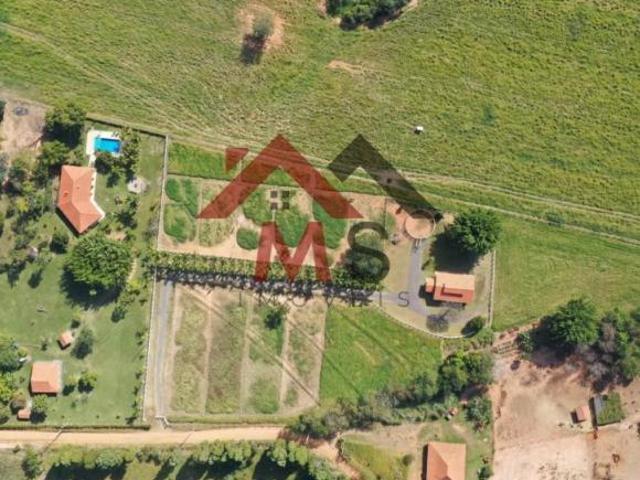 Belíssimo haras localizado em ótima região
