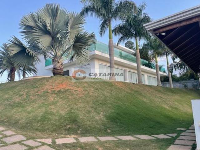 belíssimo imóvel de alto padrão em condominio!