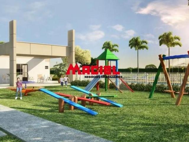 BELISSIMO LOTE COM LEVE ACLIVE E COM VISTA PARA AREA DE PRESERVAÇÃO