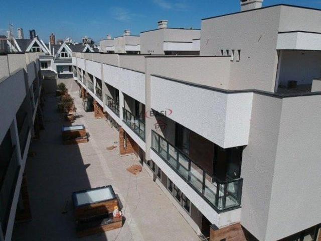 Belissimo Lancamento no Bairro Santo Inacio, proximo parque Barigui