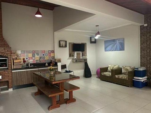 Belíssimo Sobrado Vila Galvão