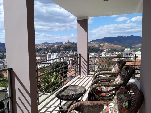 Belíssimo sobrado _ Vista panorâmica na bela São Lourenço _Sul de Minas