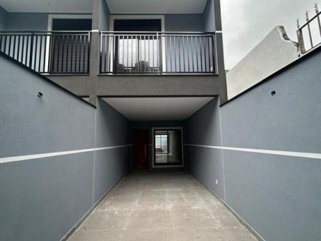 Belíssimo Sobrado a venda com 140 m2, 3 suites e 2 vagas de garagem