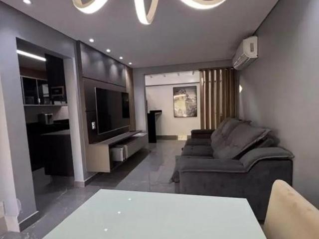 Belíssimo Sobrado à Venda com suítes, 110m² bairro Vila Metalúrgica Santo André