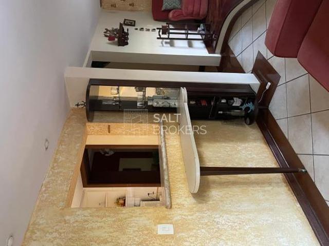 Belíssimo Sobrado à venda, de 329m2, no charmoso condomínio Housing, 4 suites e área Gourmet! Lote