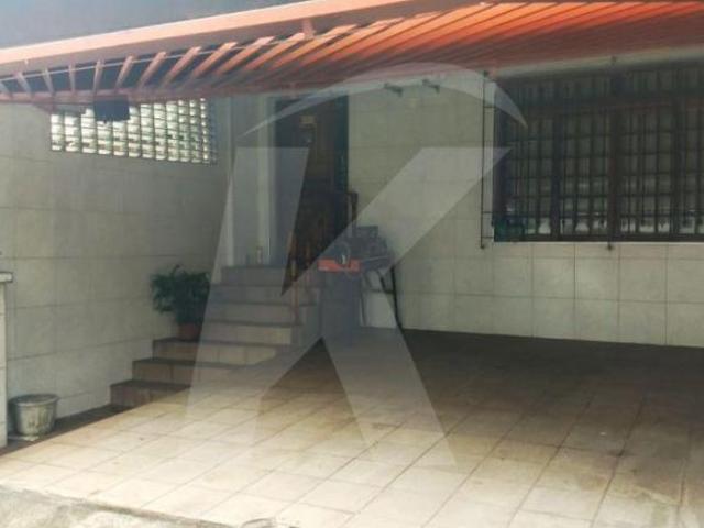 Belíssimo Sobrado a 5 minutos do Shopping Metro Tucuruvi!
