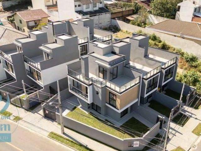 Belíssimo sobrado com 139 m², 3 quartos 1 suíte à venda por R$ 999.000 Pilarzinho Curitiba/PR