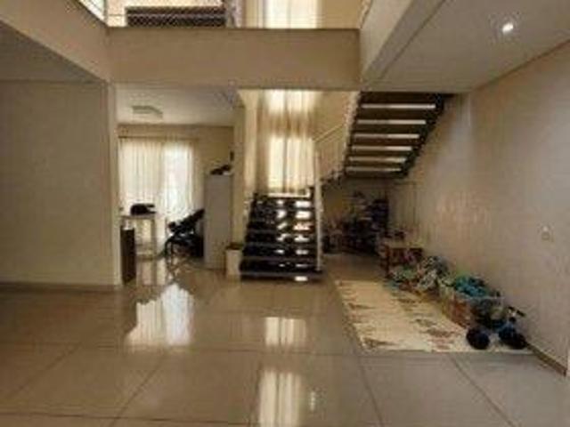 Belíssimo sobrado modulado no Condominio Villa do Bosque