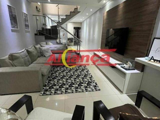 BELÍSSIMO SOBRADO MODERNO 3 DORMS/1 SUITE/ SACADA/2 VAGAS JD. STA CLARA 850 MIL