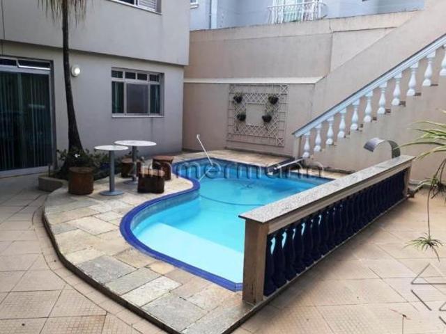 BELÍSSIMO SOBRADO RESIDENCIAL NO BROOKLIN