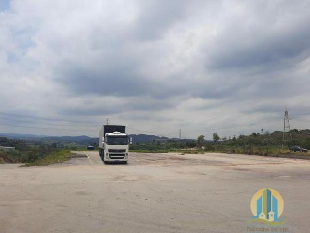 Belíssimo Terreno à Venda em Santana de Parnaíba