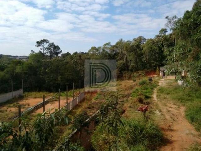 BELÍSSIMO TERRENO COM 4800 M² EM VARGEM GRANDE PAULISTA