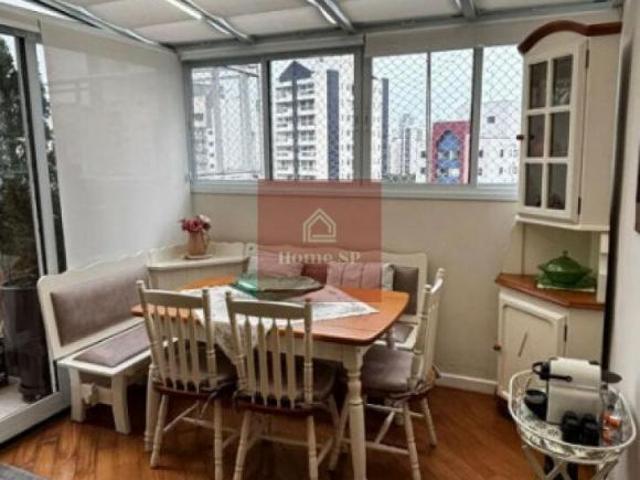 Belíssima cobertura a venda e locação na Vila Olimpia