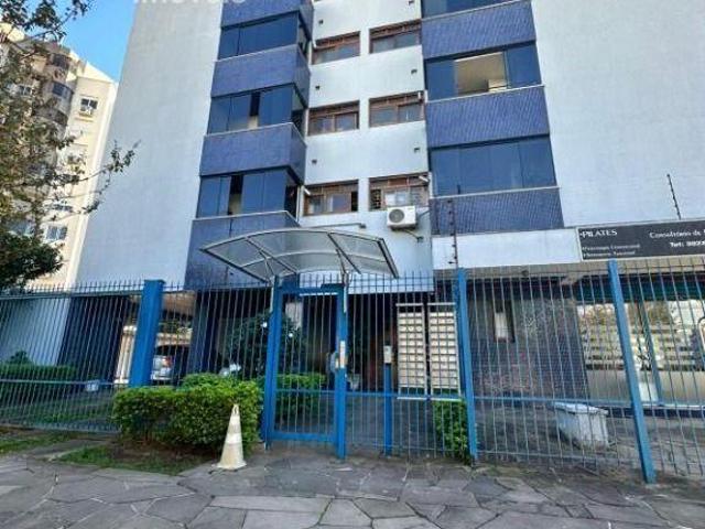 Belíssima cobertura com 3 dormitórios à venda, 131 m² por R$ 787.000 Cristo Redentor Porto Alegr