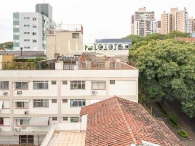 Belissima Cobertura com 3 dormitórios, 2 suítes, 2 vagas no bairro Higienópolis