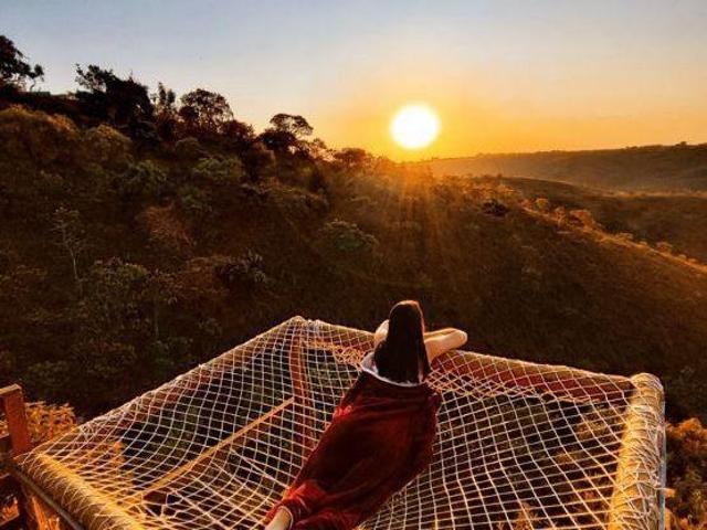 Belíssima cabana a venda no Altiplano Leste com uma vista cinematográfica das montanhas e do vale