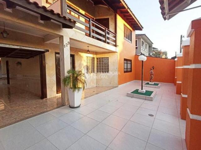 Belissima casa 3 quarto uma suíte, centro Canoas RS